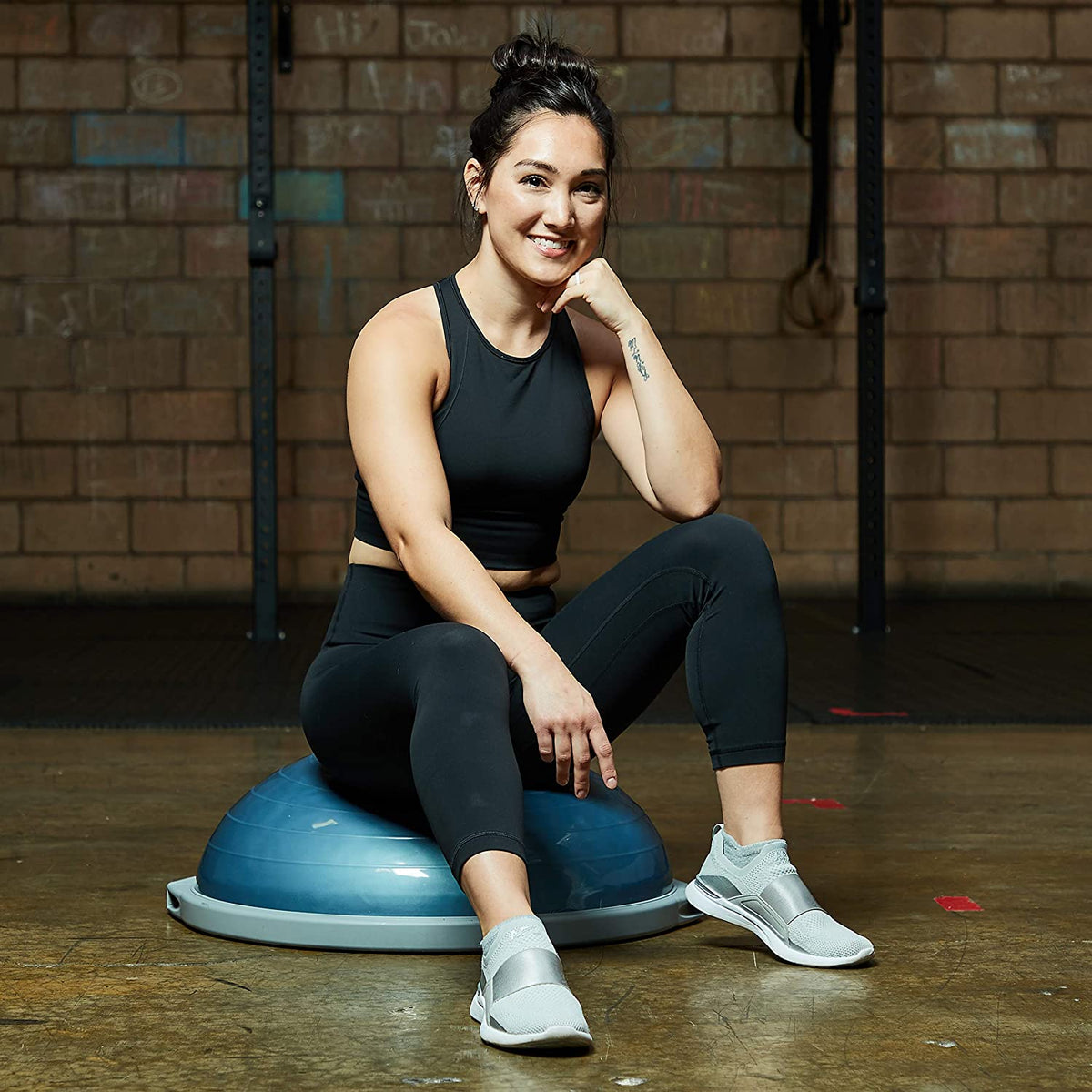 BOSU PRO Balance Trainer | MAGMA Fitness